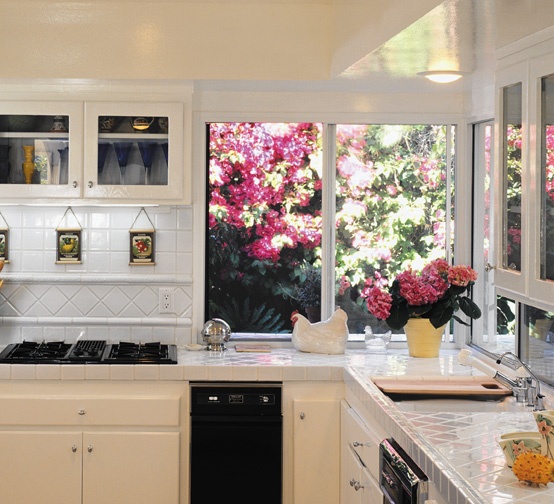 5 Popular Kitchen Window Styles For Your Summer BBQ